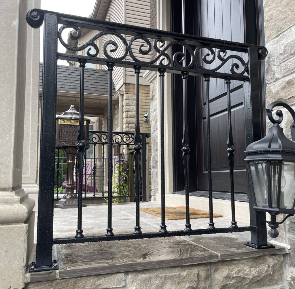 Exterior Railings | Bloor Railing